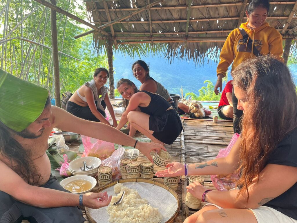 Nongkiaw – Visit Laos Tours